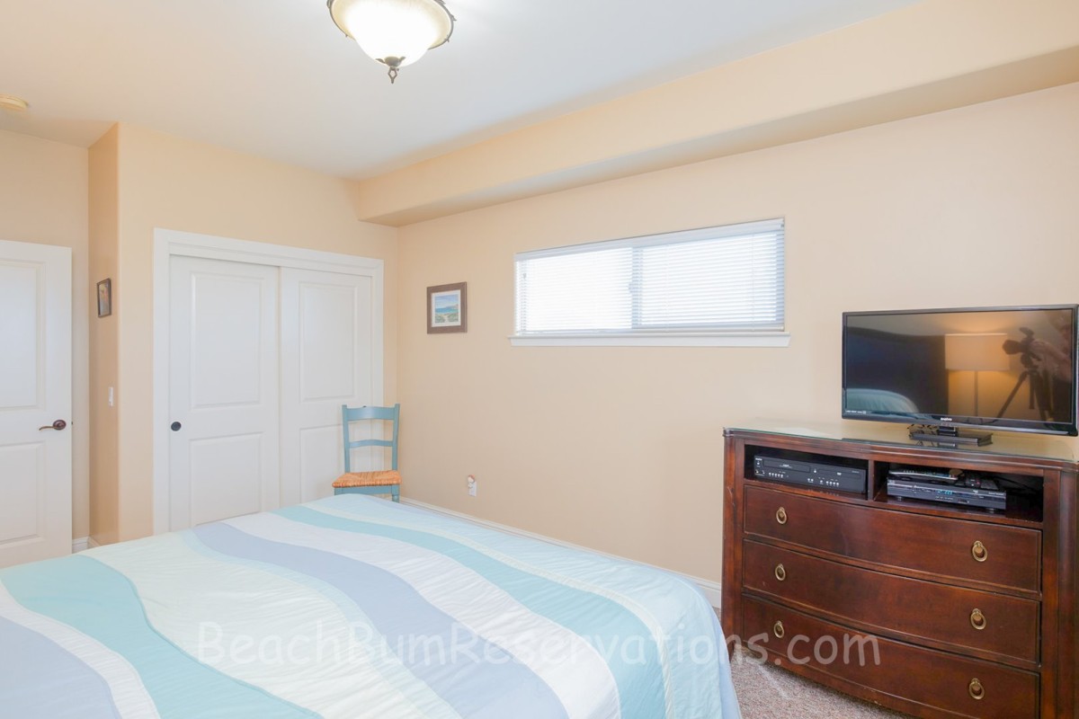369 McCarthy - Shell-Ebration - STR0001188 | Oceano, CA | Beach Bum ...